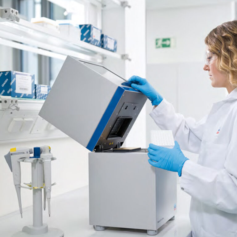 QIAquant Real-Time PCR Thermal Cycler