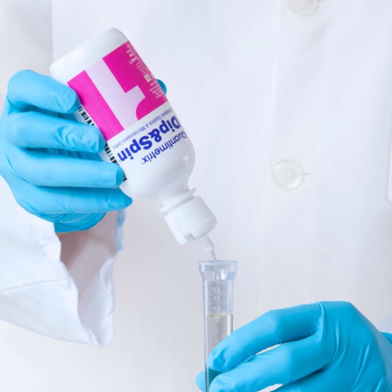 Dip&Spin Urinalysis Dipstick & Microscopics Control | Quantimetrix